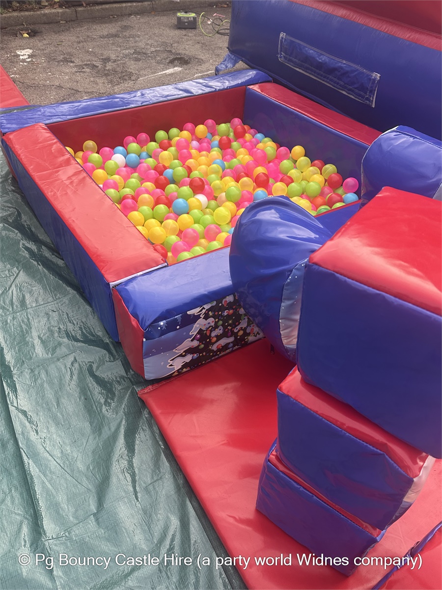 Christmas soft play, ball pit rocker & bouncy castle - Leisure ...